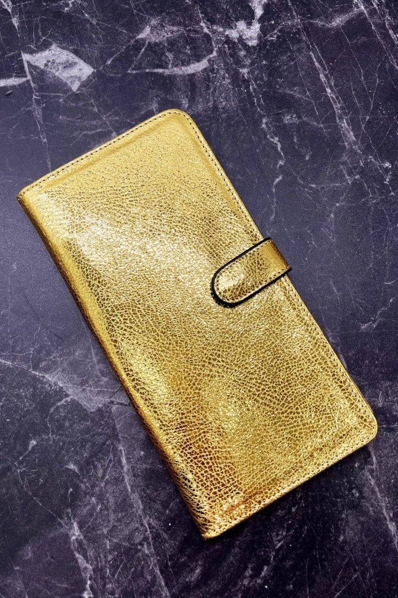 Porta Pasaporte - Oro – Carolina Crowley Collection